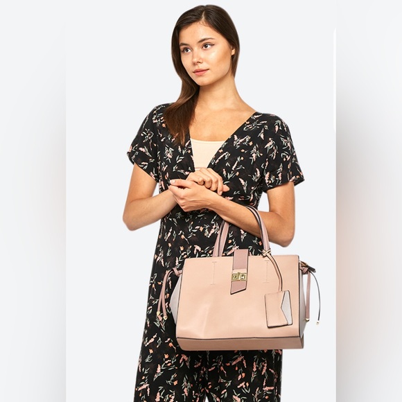 Call It Spring | Bags | Call It Spring Soft Pink Shoulder Bag Momo Zip ...